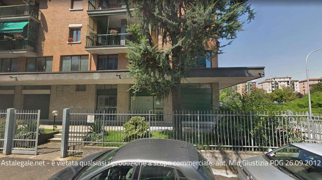 Negozio in vendita a Monza