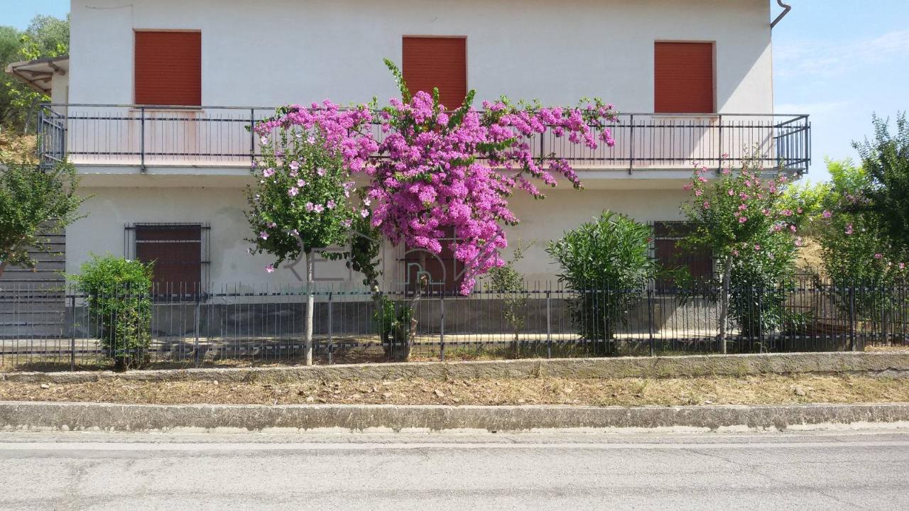 Casa indipendente in vendita a Mosciano Sant'Angelo