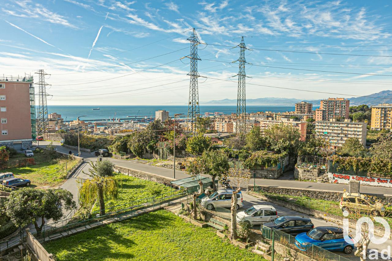 Appartamento in vendita a Genova