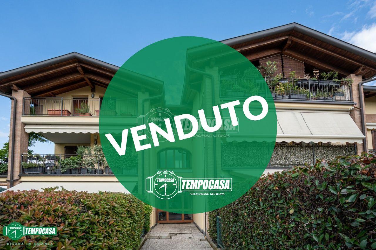 Appartamento in vendita a Besana In Brianza