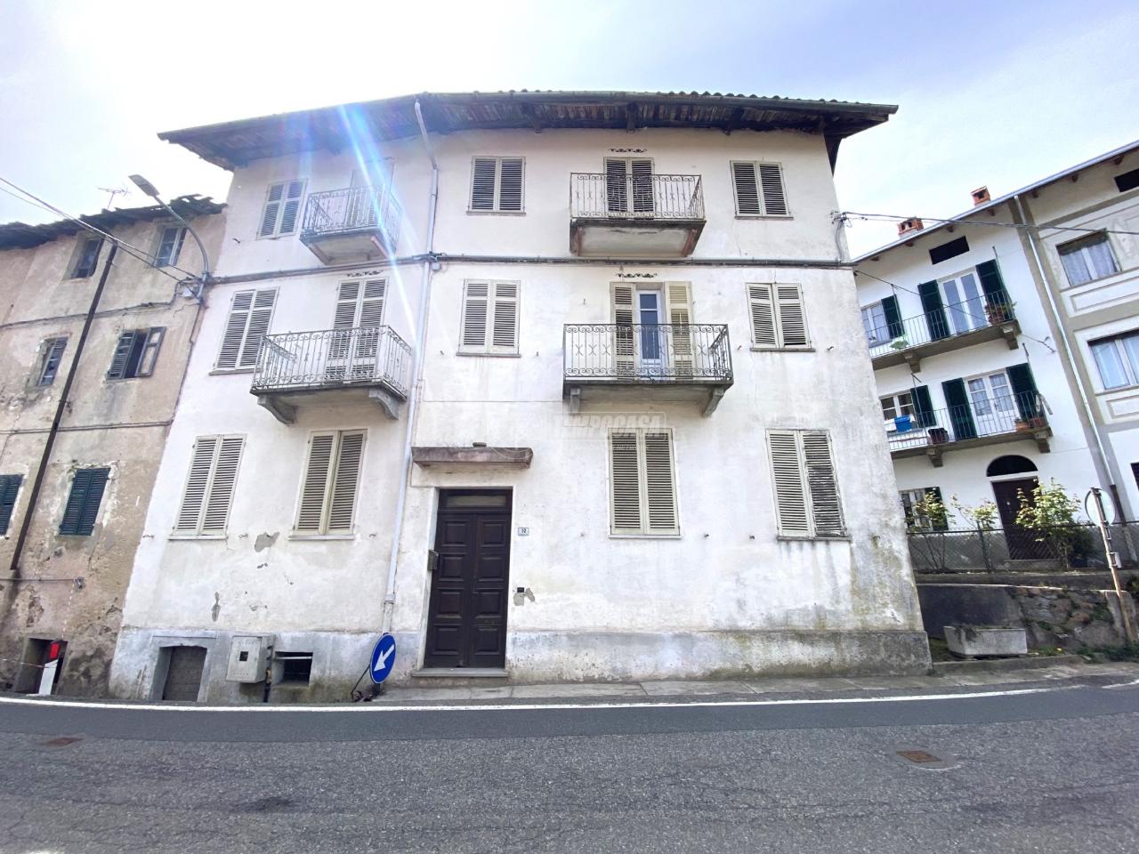 Casa indipendente in vendita a Lessona