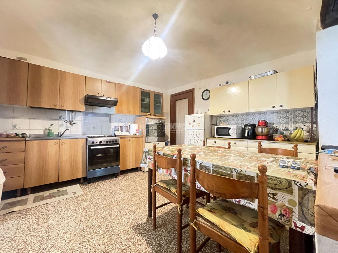 Appartamento in vendita a Biella