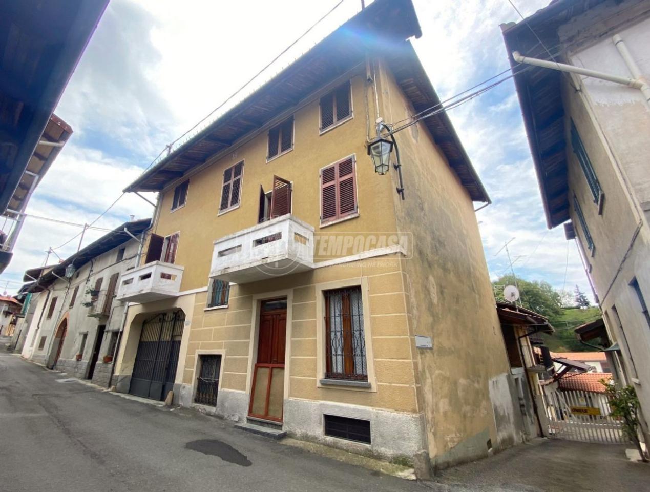 Casa indipendente in vendita a Magnano