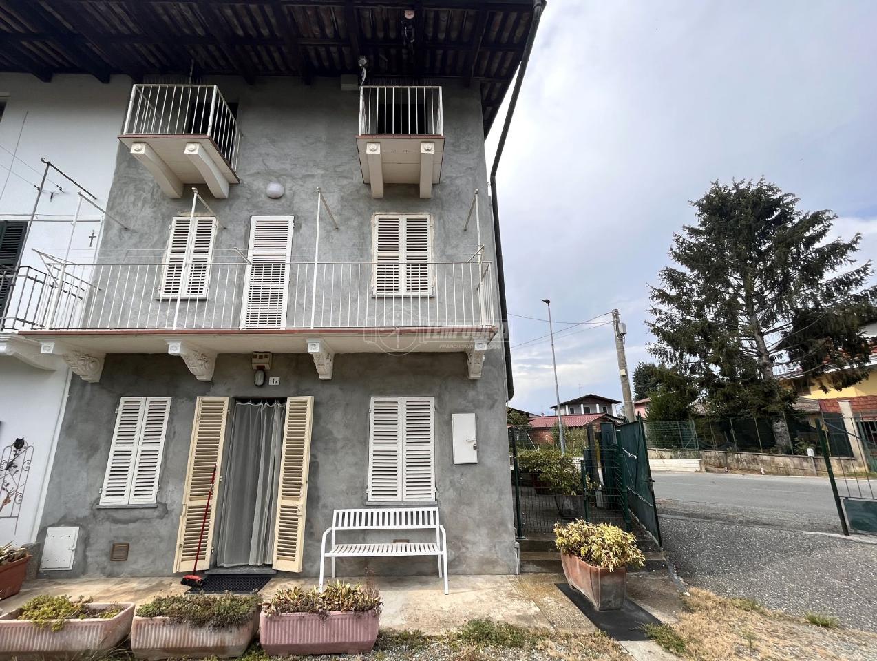 Casa indipendente in vendita a Cerrione