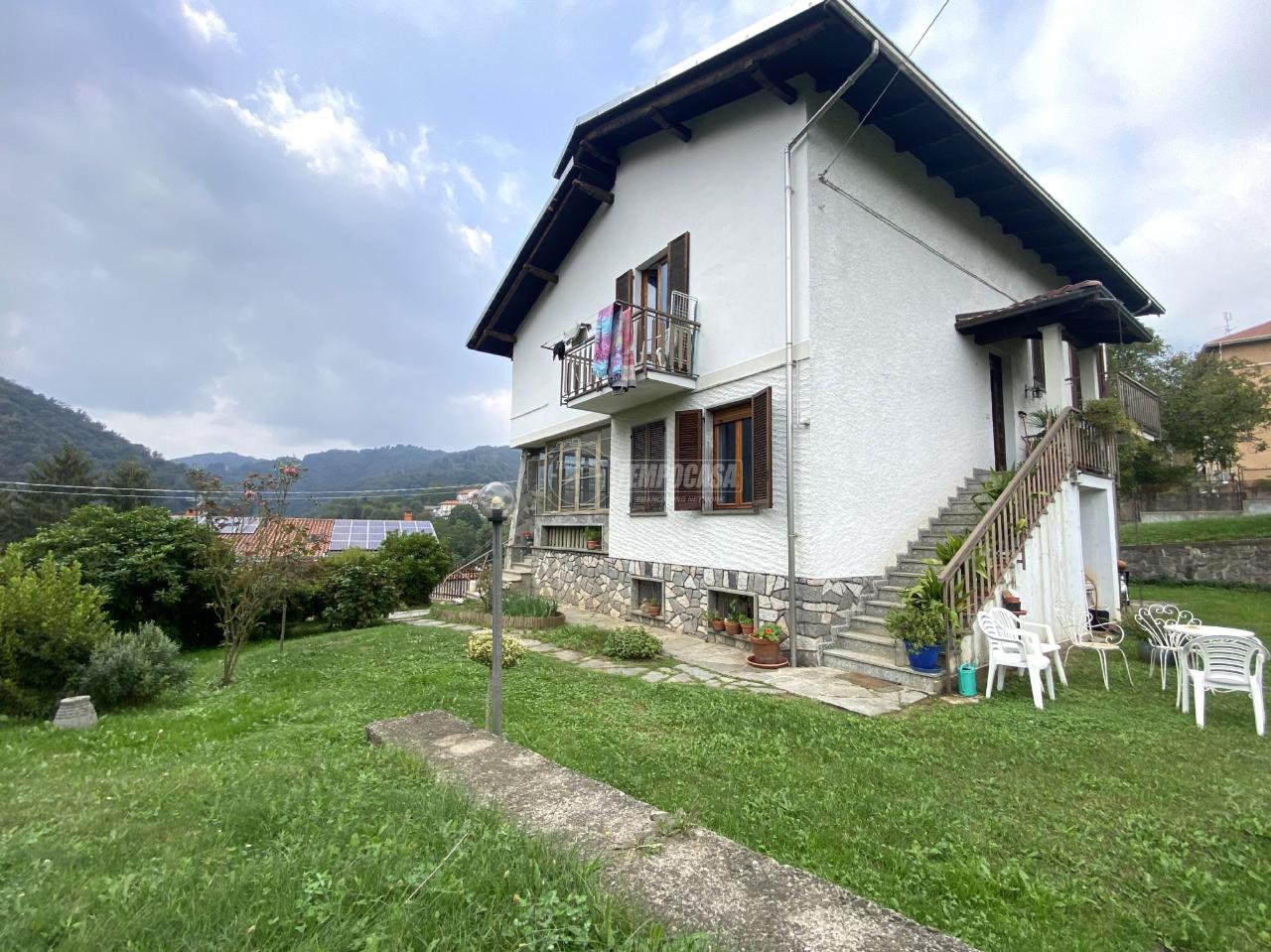 Casa indipendente in vendita a Valdilana