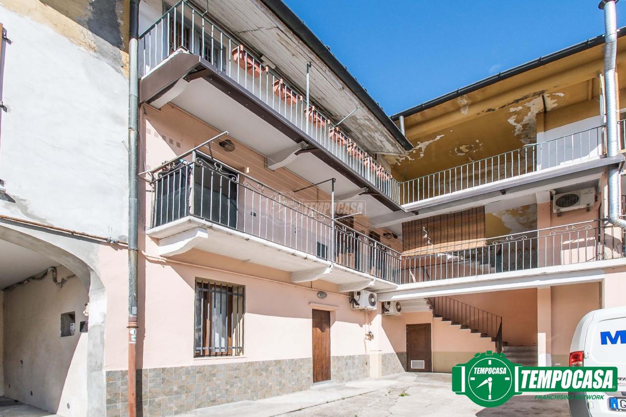 Casa colonica in vendita a San Giorgio Su Legnano