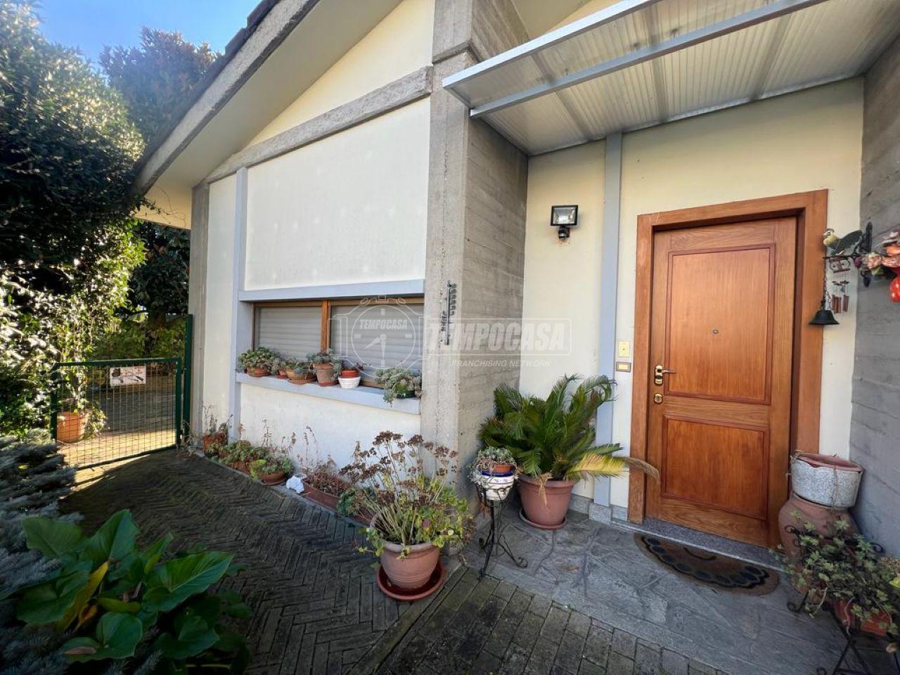 Casa indipendente in vendita a Moncalieri