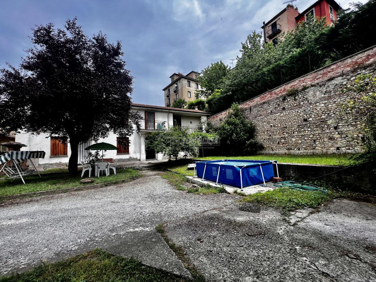 Casa indipendente in vendita a Villalvernia