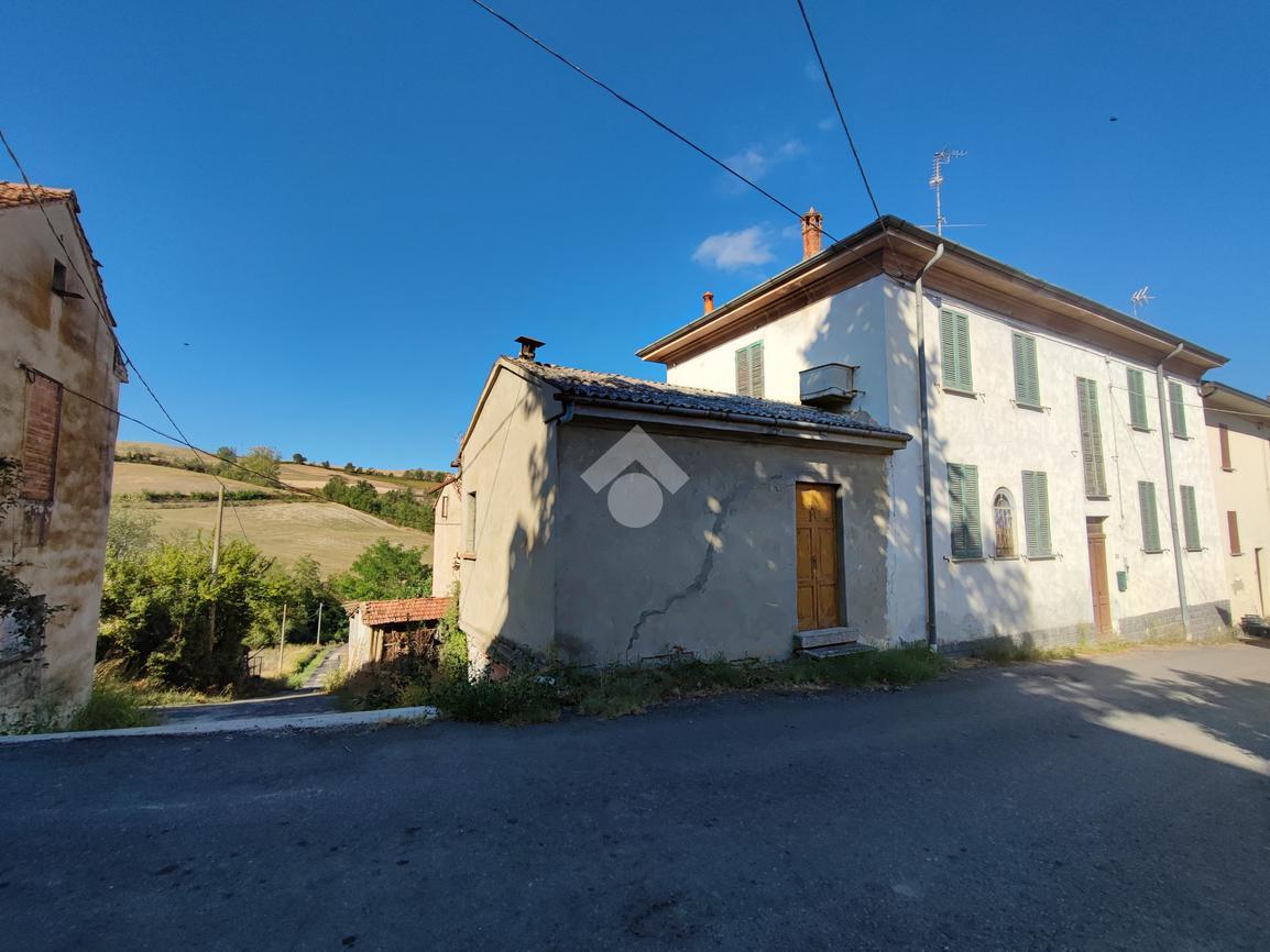 Casa indipendente in vendita a Pozzol Groppo