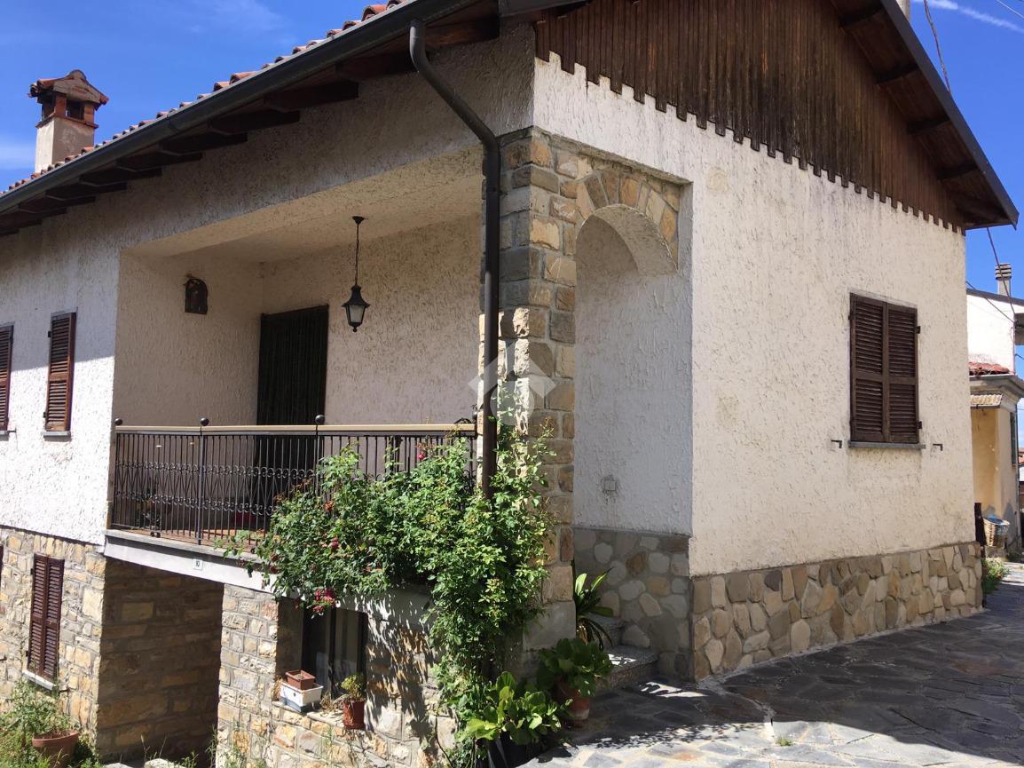 Casa indipendente in vendita a Fabbrica Curone