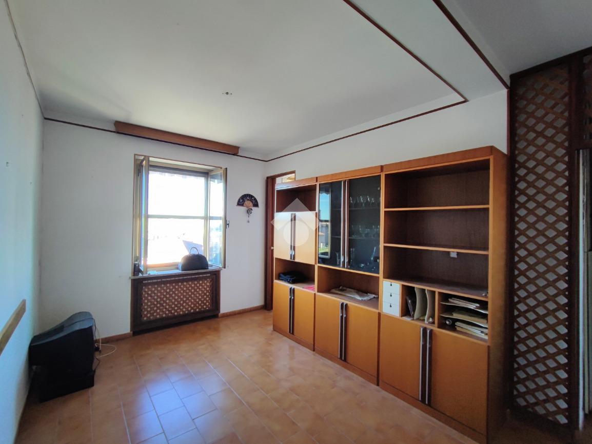 Appartamento in vendita a Villaromagnano