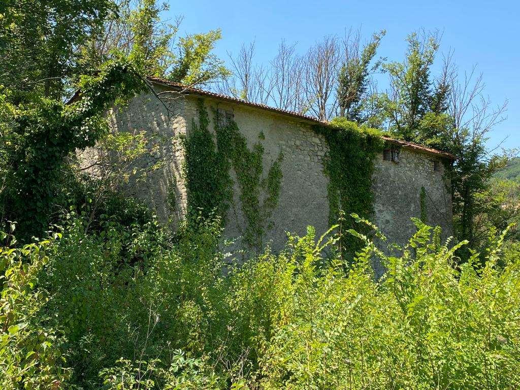 Rustico in vendita a Montone