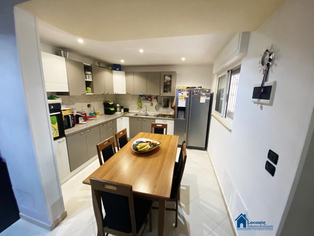 Porzione di casa in vendita a Capurso