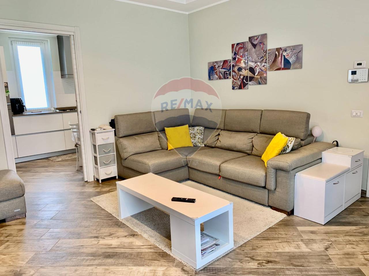 Appartamento in vendita a Ronco Briantino