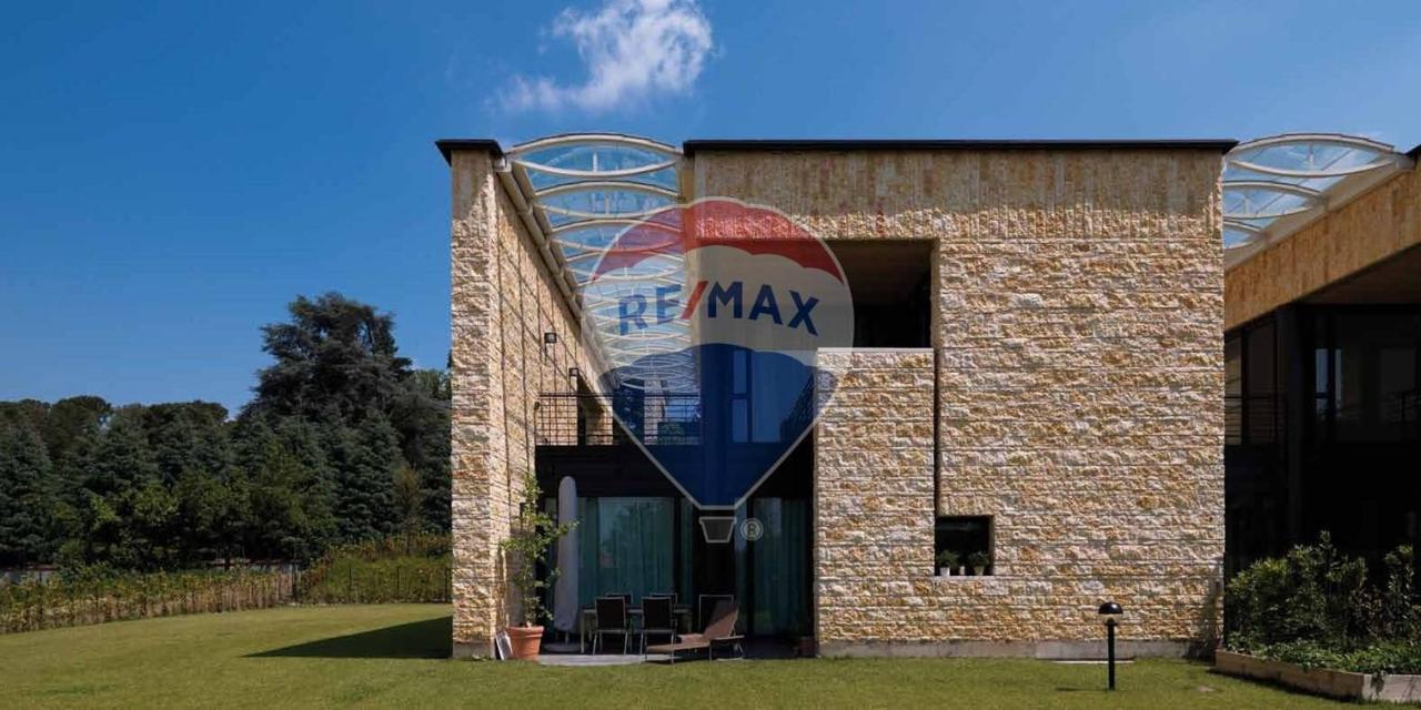 Villa in vendita a Merate