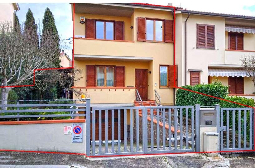 Villa a schiera in vendita a Cavriglia