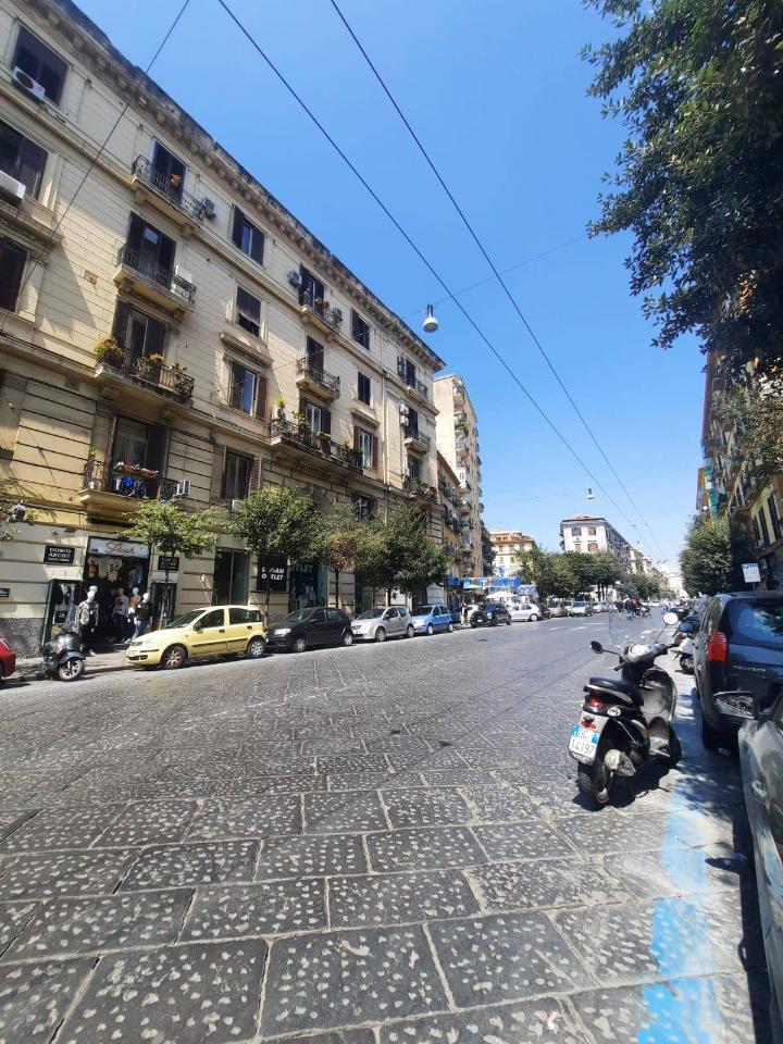 Appartamento in vendita a Napoli