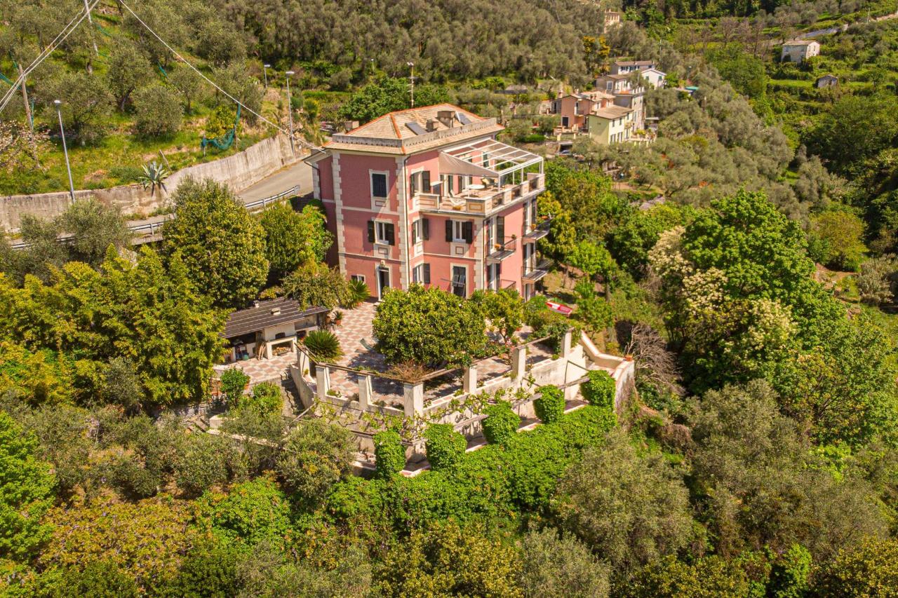 Villa in vendita a Cogorno
