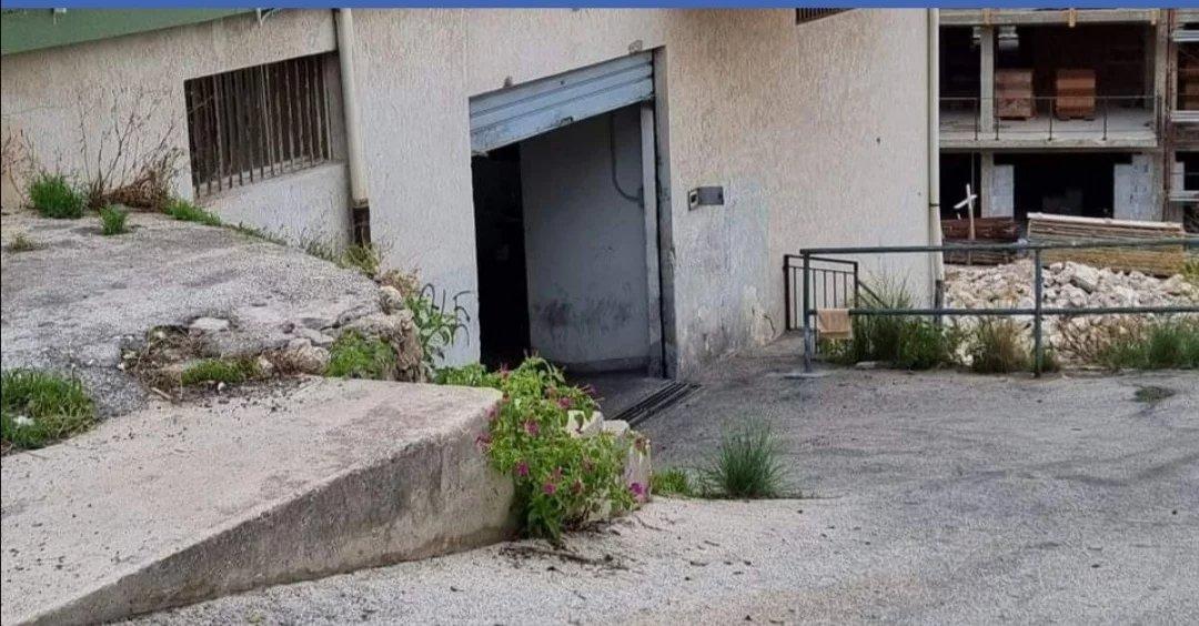 Garage in vendita a Siracusa