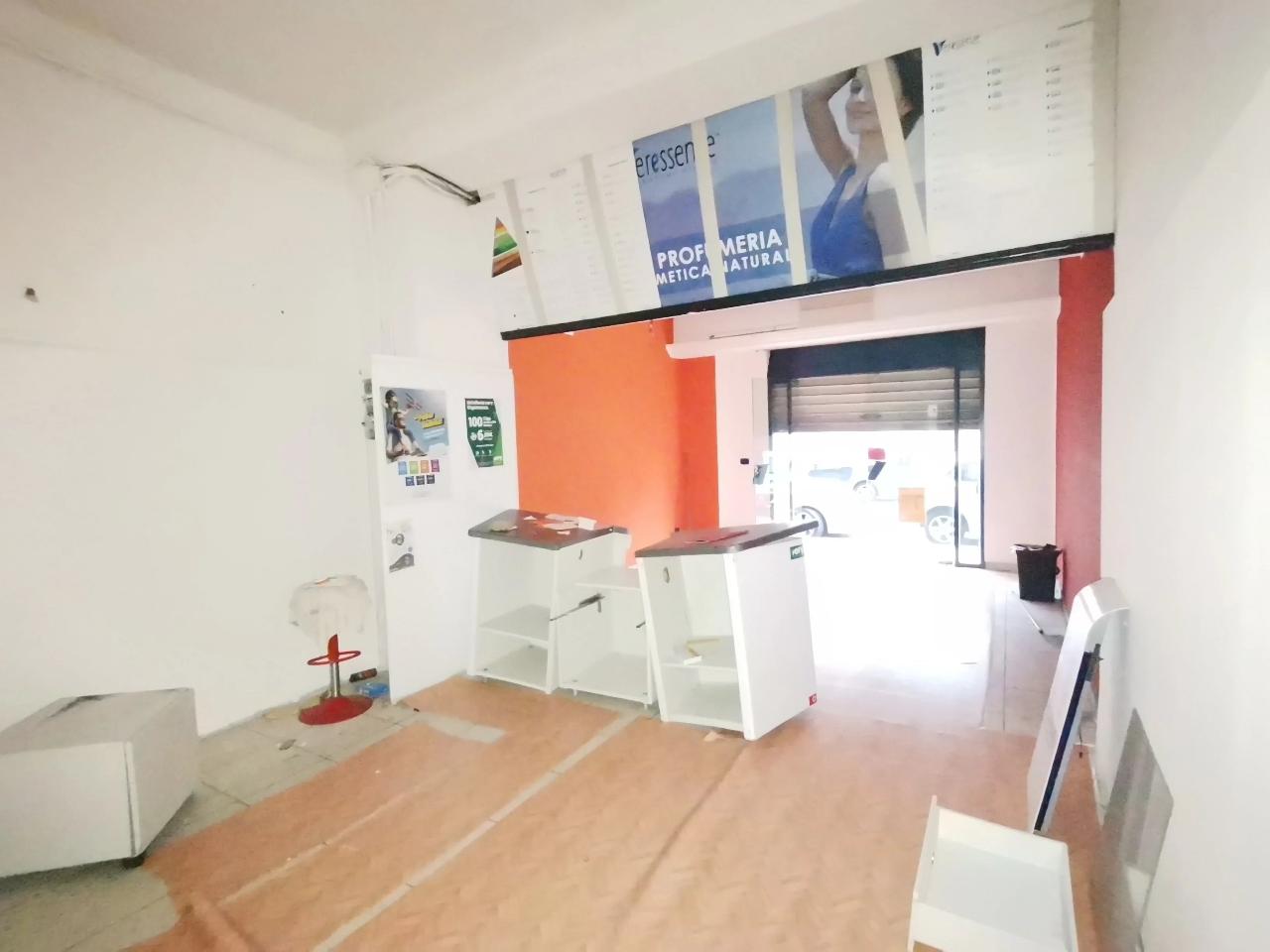 Locale commerciale in vendita a Siracusa