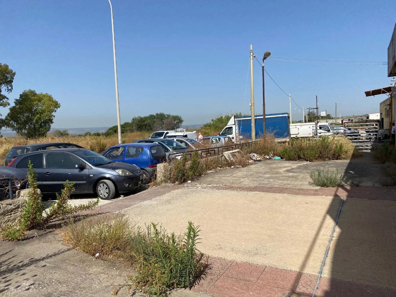 Locale commerciale in vendita a Siracusa