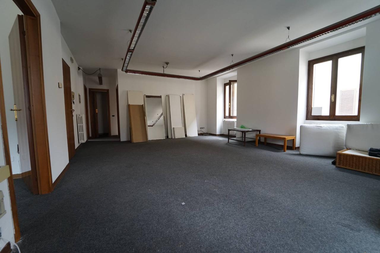 Ufficio in affitto a Sarnico