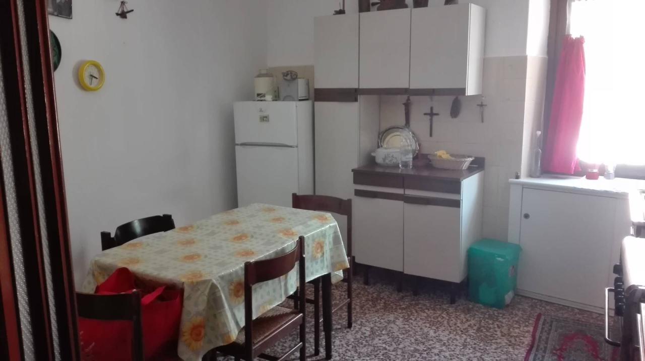 Appartamento in vendita a Adrara San Martino