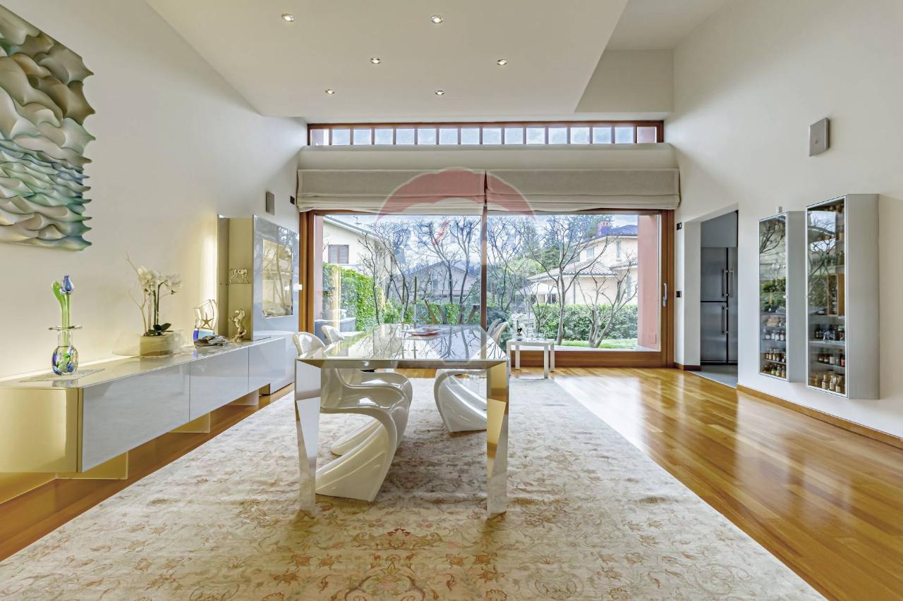 Casa indipendente in vendita a Arcore