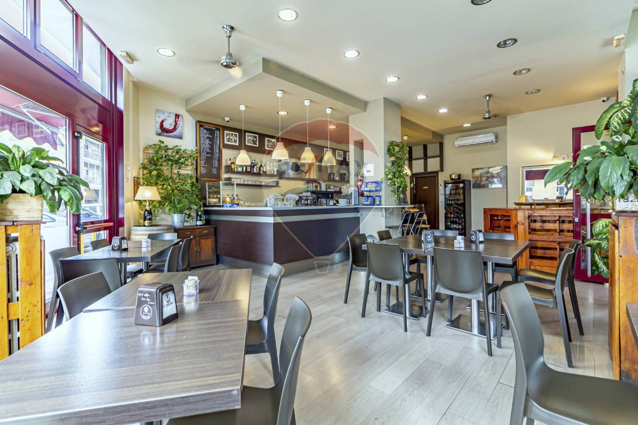Bar in vendita a Arcore
