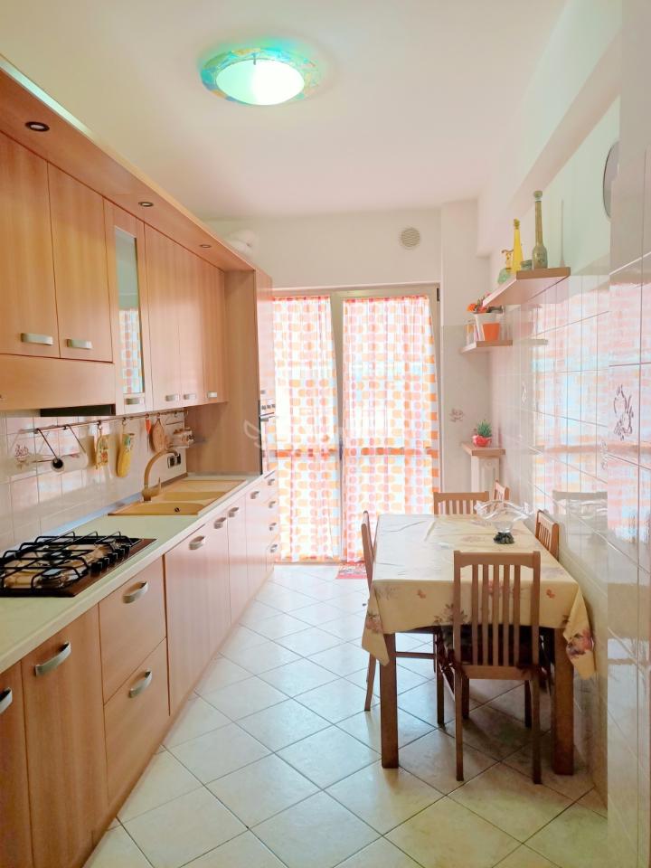 Appartamento in affitto a Falconara Marittima