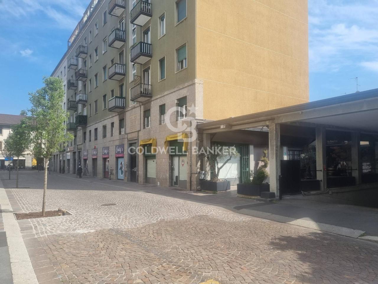 Negozio in vendita a Legnano