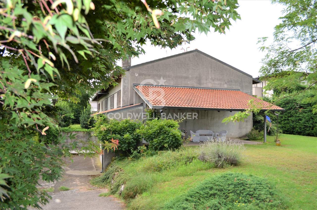 Rustico in vendita a Villa Cortese