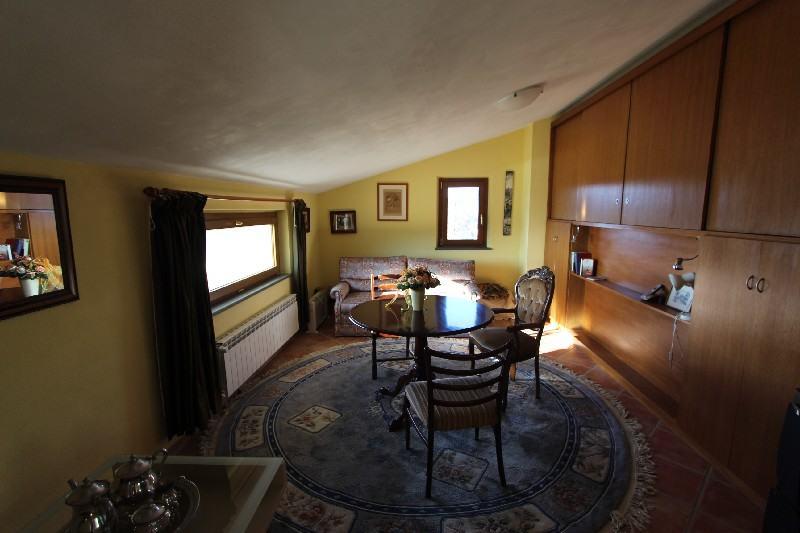 Porzione di casa in vendita a Calice Al Cornoviglio