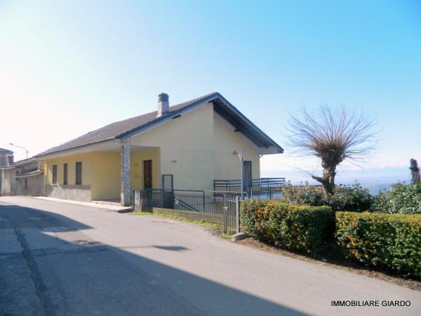 Villa in vendita a Albugnano