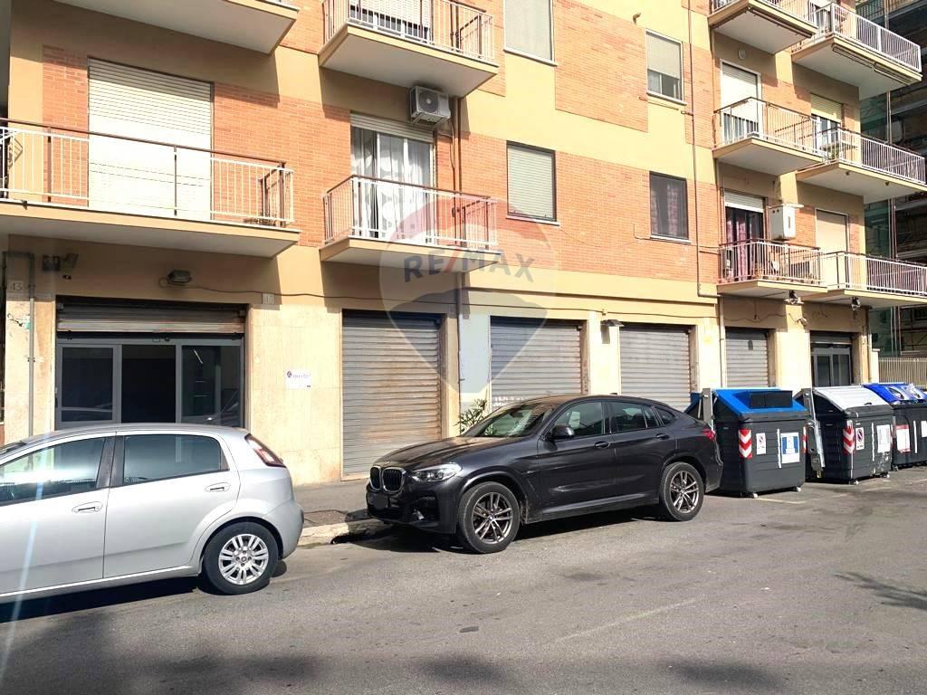 Negozio in affitto a Roma
