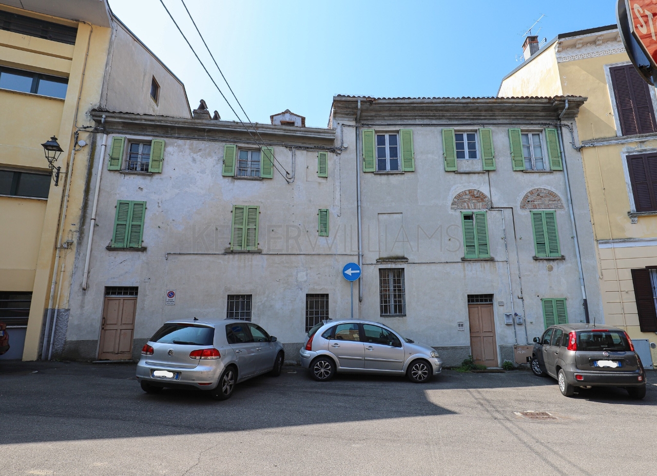 Villa bifamiliare in vendita a Casteggio