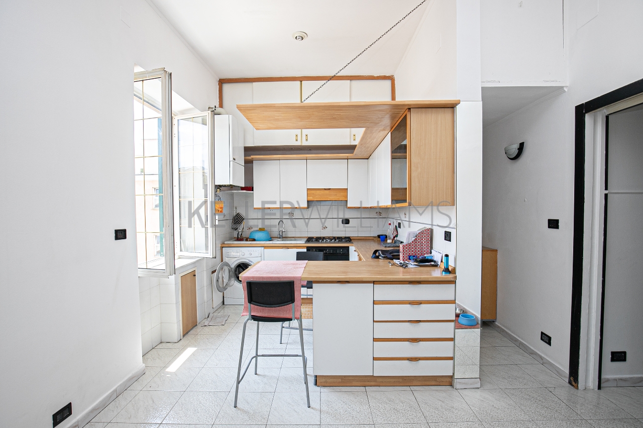 Appartamento in vendita a Genova