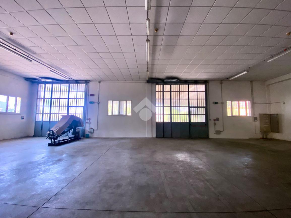 Capannone in vendita a Santarcangelo Di Romagna