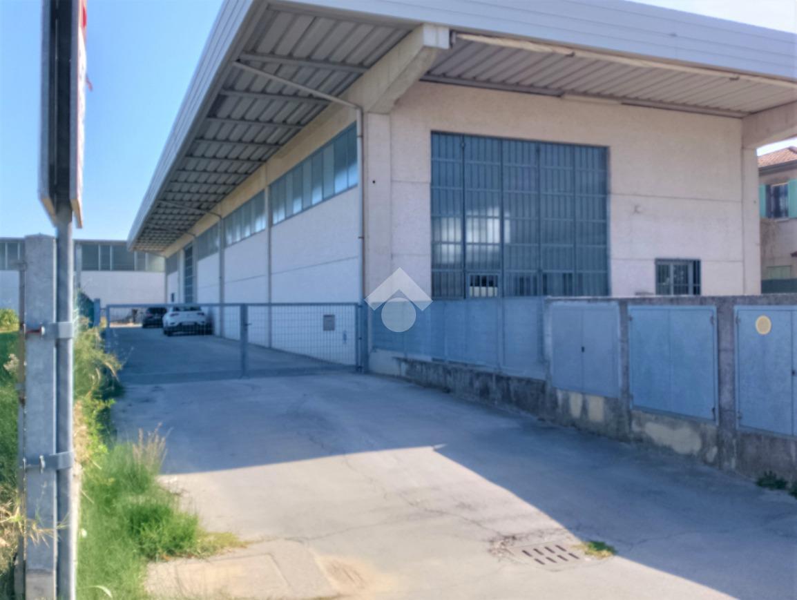 Capannone in vendita a Gambettola