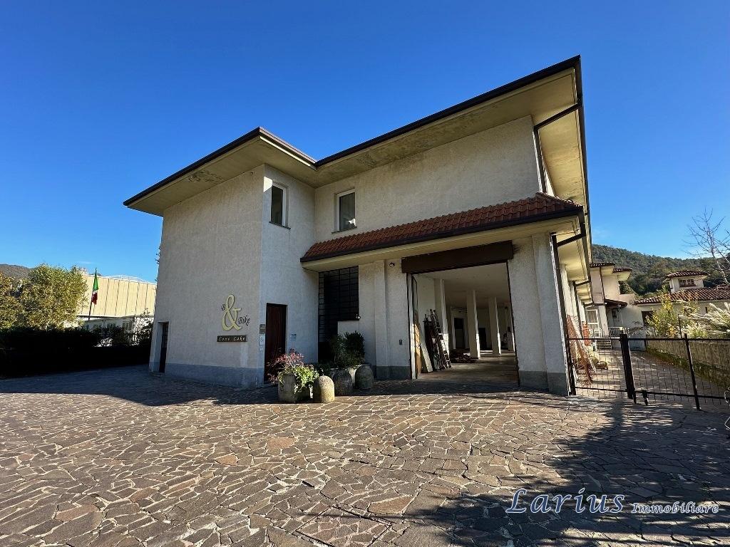 Magazzino in vendita a Castelmarte