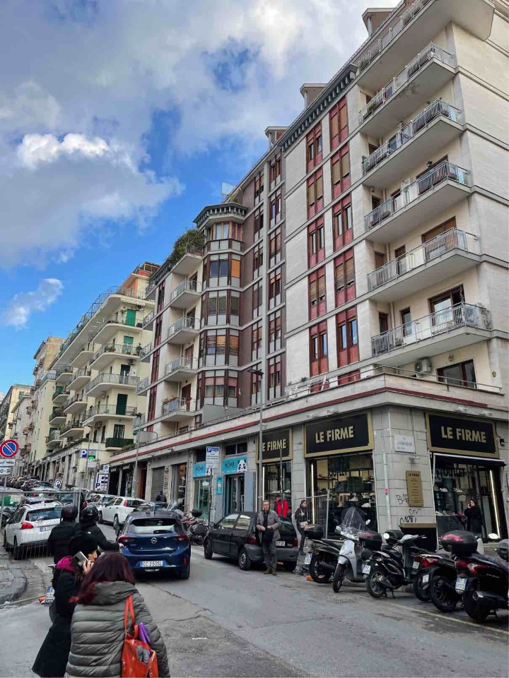 Appartamento in vendita a Napoli
