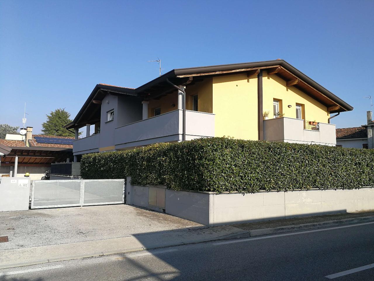 Appartamento in vendita a Castions Di Strada