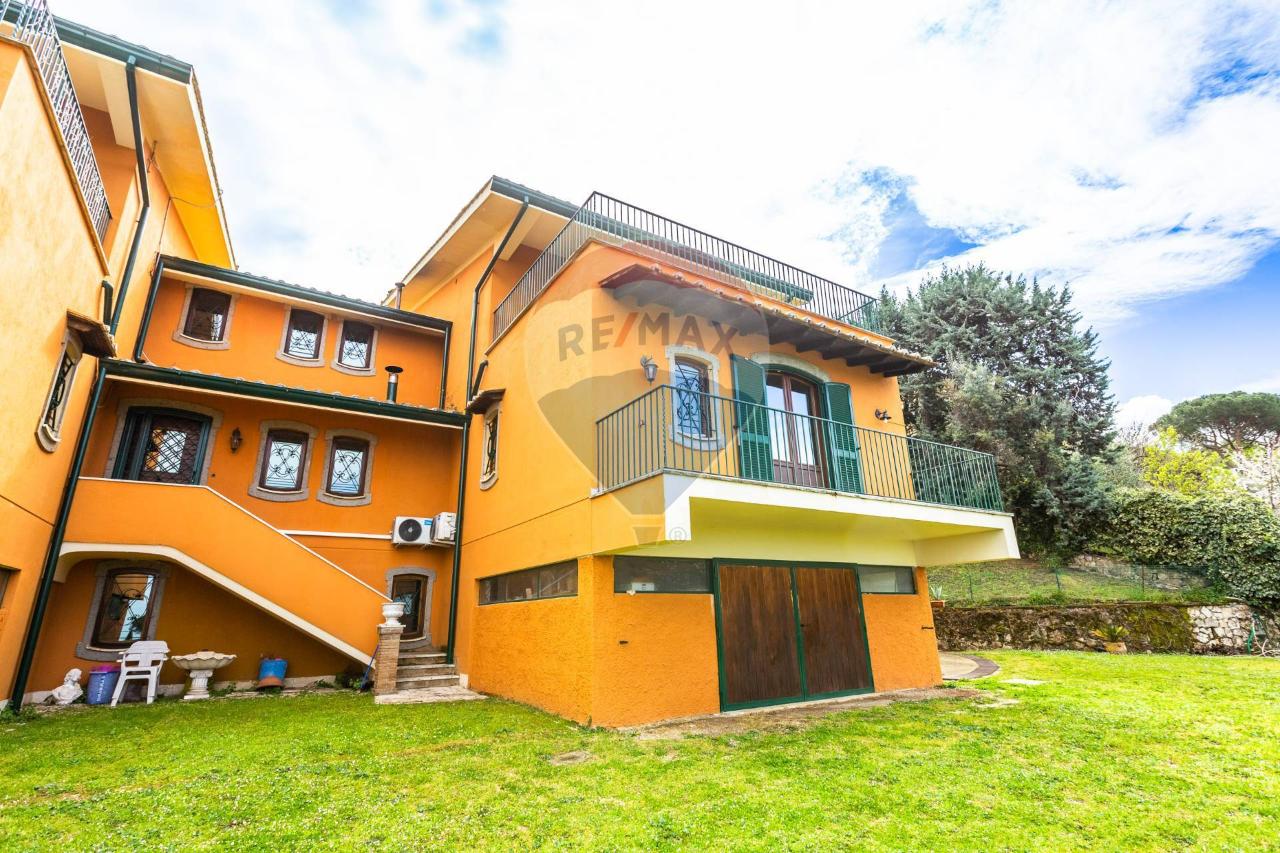 Villa in vendita a Monte Porzio Catone