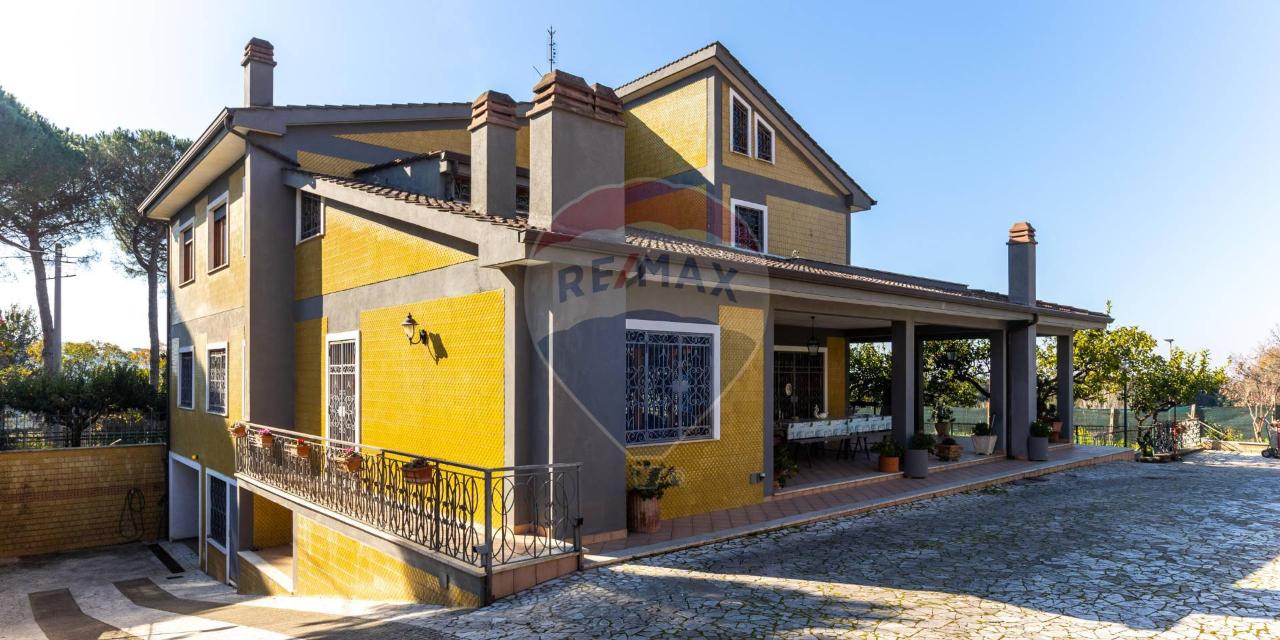 Villa in vendita a Genzano Di Roma