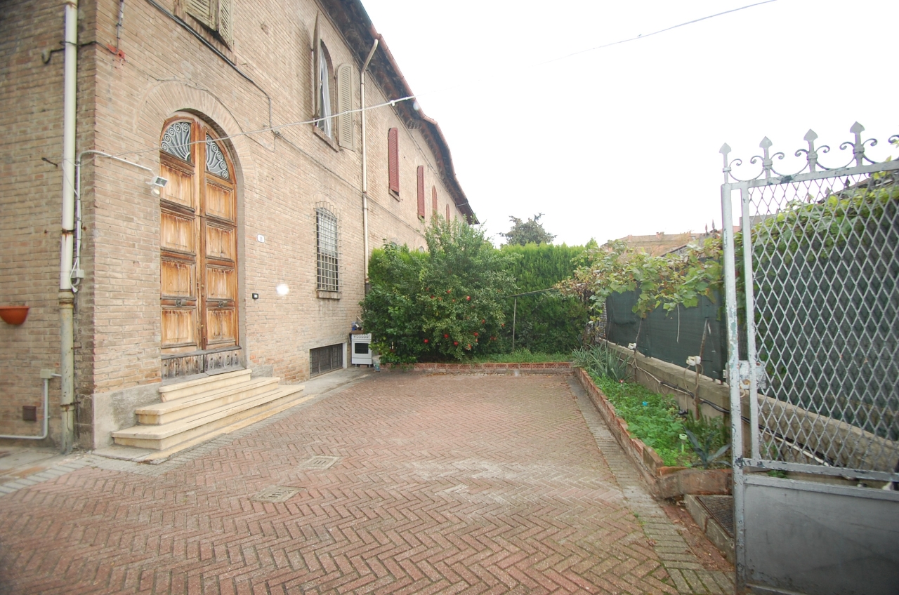 Terratetto plurifamiliare in vendita a Ferrara