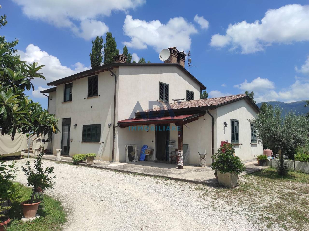 Casa indipendente in vendita a Assisi