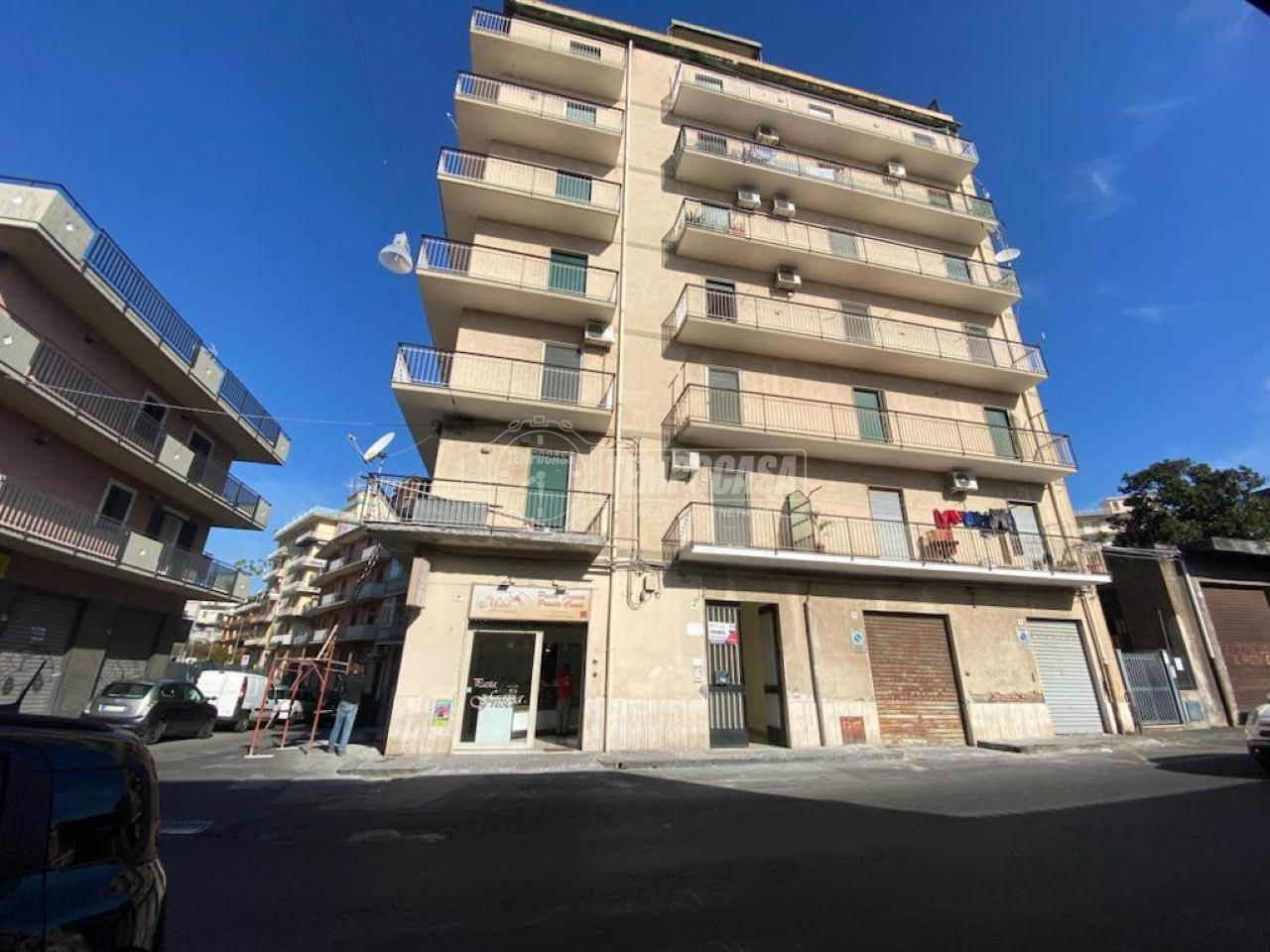 Appartamento in vendita a Acireale