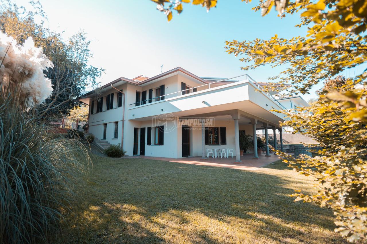 Villa in vendita a Olginate