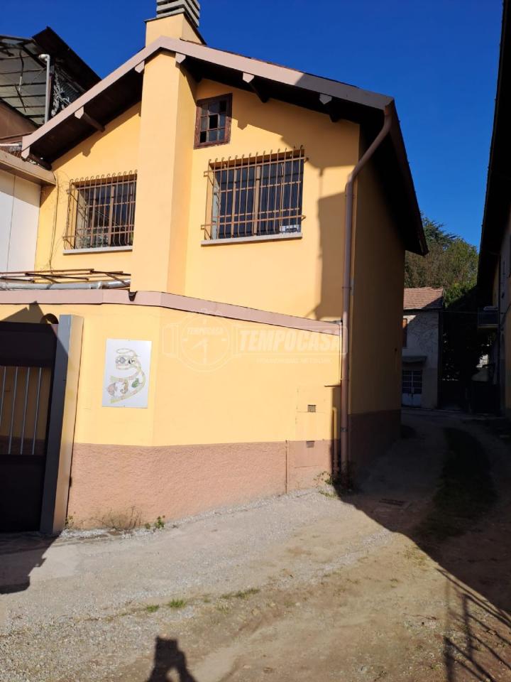 Capannone in vendita a Paderno D'Adda