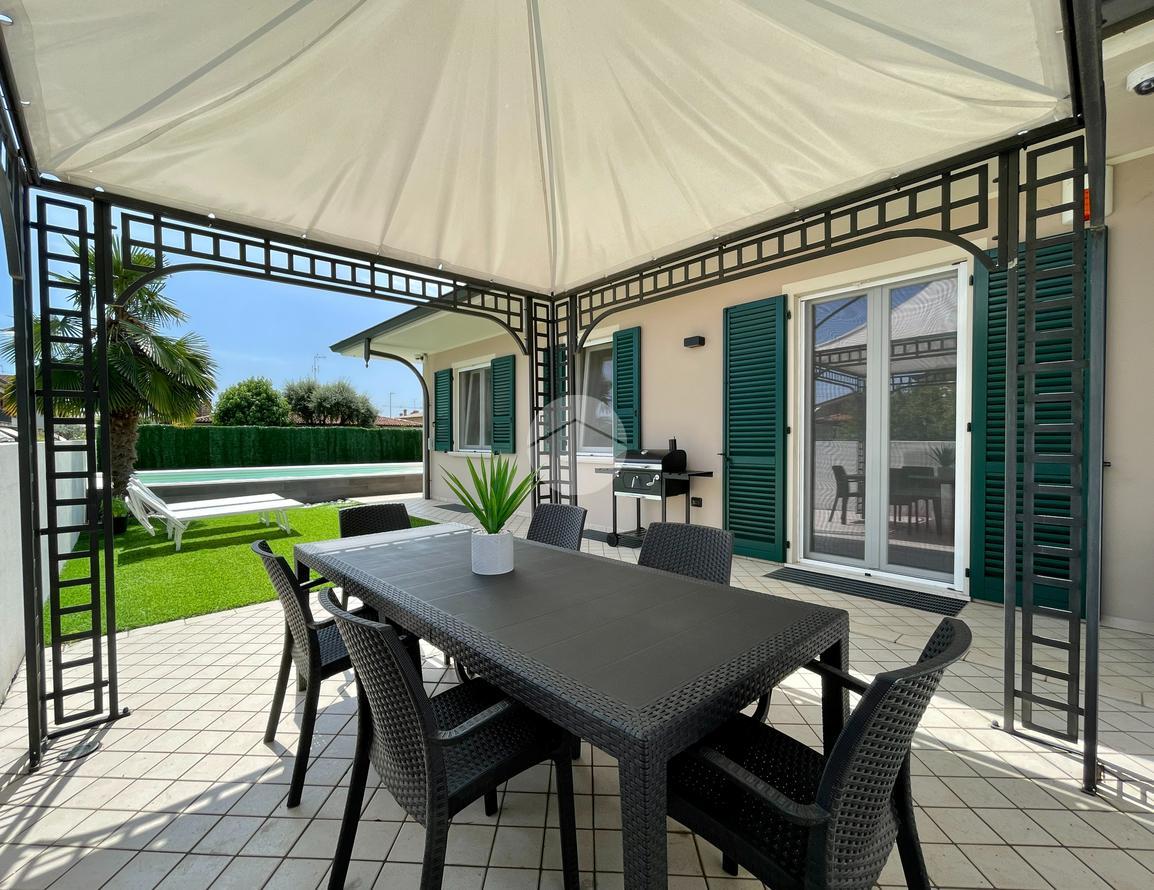 Villa in vendita a Travagliato